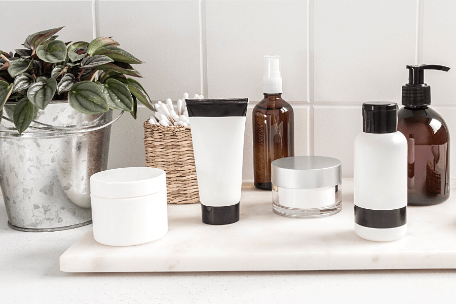 Must Have Skincare Ingredients - the makeup obsessed mom blog